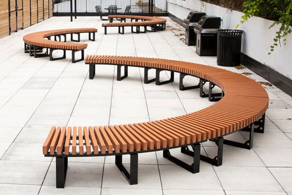 Custom Patio Curve Bench to Redefine Modular Outdoor Seating