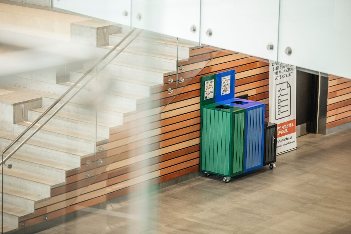 Recycling Bin CRC-812 to Aaniin Community Center and Library